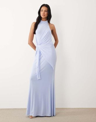 Asos Hochgeschlossenes Netzstoff-Maxikleid in Babyblau mit drapiertem R&uuml;schendetail