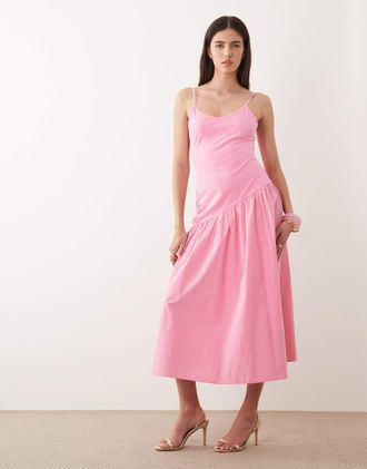Never Fully Dressed Robe caraco mi-longue &agrave; coutures asym&eacute;triques - Rose