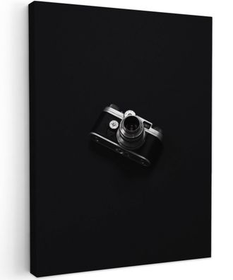 MuchoWow &copy; Wandbilder 50x70 cm Wohnzimmer Wanddeko Schlafzimmer Zimmerdeko Fotowand Zimmer Deko Wand Dekoration Wall Art Schwarze Leinwand - Kamera - Design - 