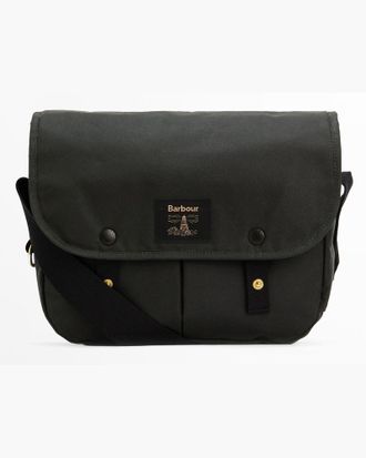 Barbour Laptoptasche Field aus gewachster Baumwolle in