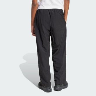 adidas Jogginghose HOSE ESSENTIAL SMALL LOGO WOVEN OPEN HEM (1-tlg)