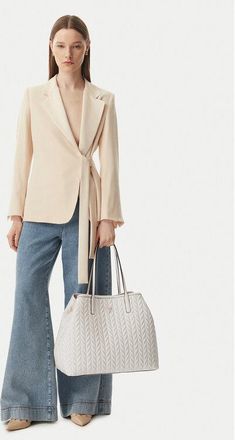 Guess Handtasche Cheryl HWTQ97 20240 Creme