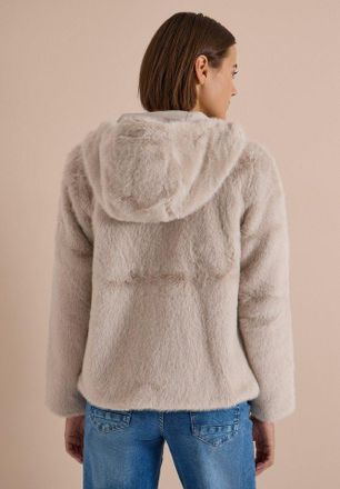 Cecil Softshelljacke mit Kapuze