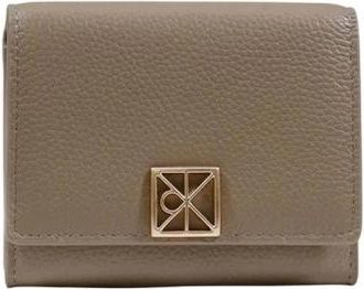 Calvin Klein Dreifach gefaltete Geldb&ouml;rse mit geometrischer Logo-Plakette - - Accessories - Damen - Beige - ONE SIZE