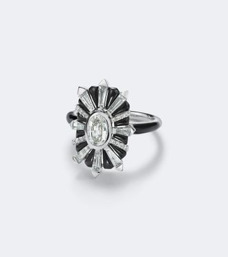 Nikos Koulis Bague Oui en or blanc 18 ct, &eacute;mail et diamants