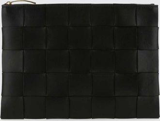 Bottega Veneta Rechteckige Clutch aus Intrecciato-Lammleder mit Rei&szlig;verschluss