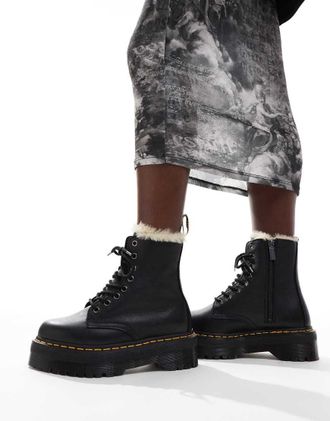 Dr. Martens Jadon - Bottines avec 8 paires doeillets et doublure en fausse fourrure - Noir Pisa