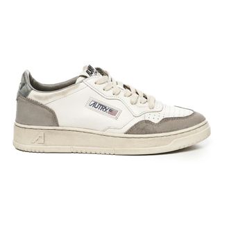 Autry Baskets en daim avec micro trous - Homme - Chaussures - Beige - Taille: 40 EU
