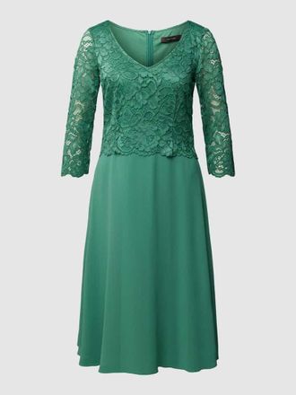 Vera Mont Knielanges Cocktailkleid mit Ausbrenner-Effekt