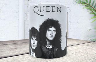 Generico Tasse Queen Integrantes B/N. Ein ideales Geschenk f&uuml;r jeden Liebhaber des klassischen Rocks