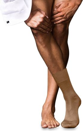 Falke Socken No. 6 aus einem Merinowolle-Seide-Mix in