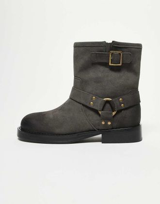 Asos Chelsea-Schlupfstiefel in Grau mit goldfarbener Metallverzierung und abgenutztem Look