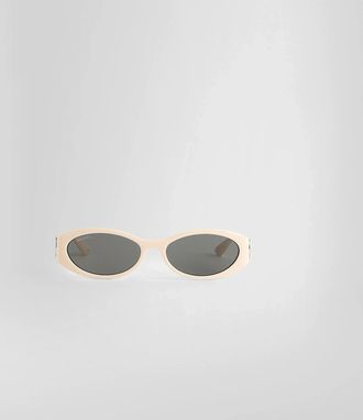 Gucci WOMAN OFF-WHITE EYEWEAR