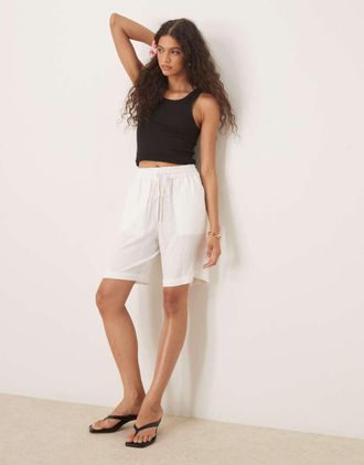 Selected Femme - Short en lin - Blanc