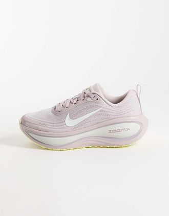 Nike Nike Vomero Plus Running-Sneaker in Rosa