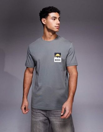 Boss Orange by Hugo Boss Teplain - T-shirt &agrave; logo sur la poitrine - Gris fonc&eacute;