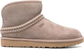 UGG Ugg, Femme, Chaussures, Beige, Taille: 40 EU Classic Mini Crescent