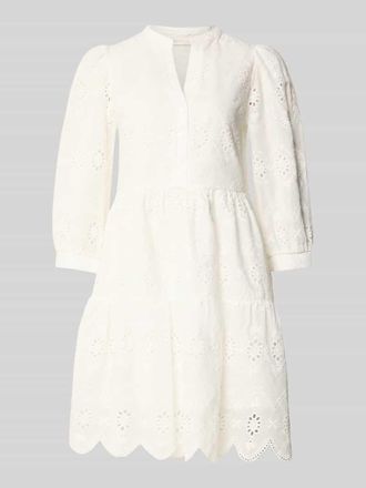 Apricot Knielanges Kleid mit Lochstickerei