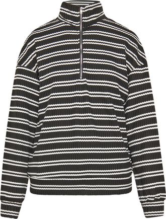 Usha Pullover
