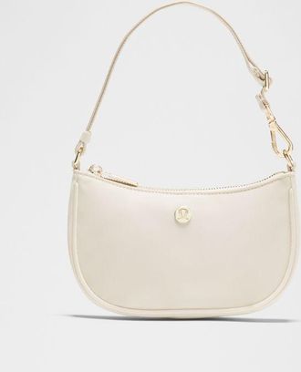 lululemon Mini sac d&eacute;paule City Essentials 1L - Gold