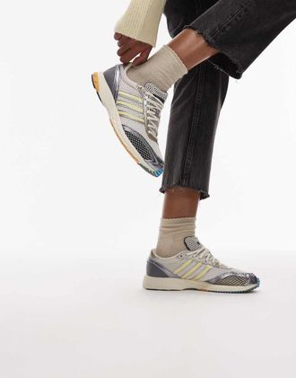 adidas Originals adidas - Adios OG - Sneaker in Wei&szlig; und Metallic-Silber