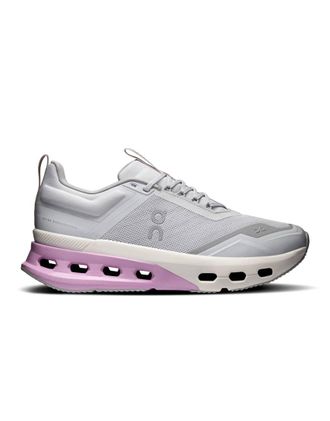 On Cloudnova x Training - Sneaker in Glacier Sakura-Grau
