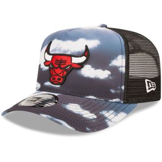 New Era NBA Chicago Bulls Cloud All Over Print Trucker Snapback Cap