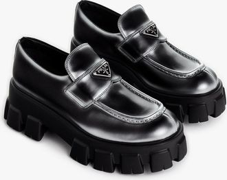 Prada Mocassins &agrave; d&eacute;tails argent&eacute;s en cuir