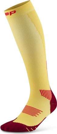 CEP Lange Laufsocken mit Kompression f&uuml;r Herren, Core 5.0 Tall, Gr&ouml;&szlig;e III/M / 32-38cm Wadenumfang, marigold/burgunder