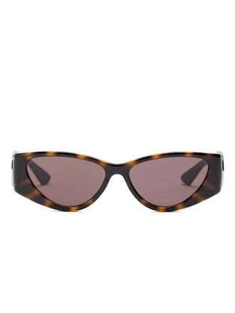 Gucci lunettes de soleil &agrave; monture papillon - Marron