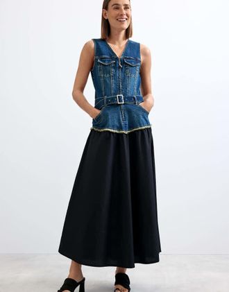 Desigual &auml;rmelloses Jeanskleid in Blau