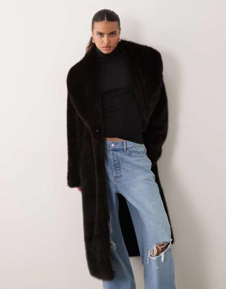 Asos Longline-Mantel mit Trichterkragen aus Kunstpelz in Dunkelbraun