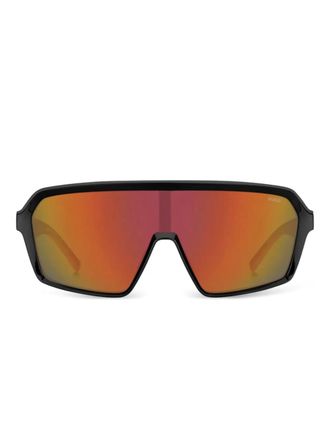 HUGO BOSS lunettes de soleil &agrave; monture couvrante - Noir