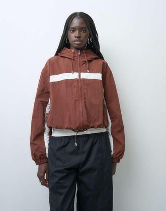 Asos veste de surv&ecirc;tement color block &agrave; capuche marron et cr&egrave;me