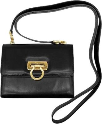 Ferragamo Sac port&eacute; &eacute;paule Pre-owned - Femme - Pre-owned - Noir - Taille: ONE Size