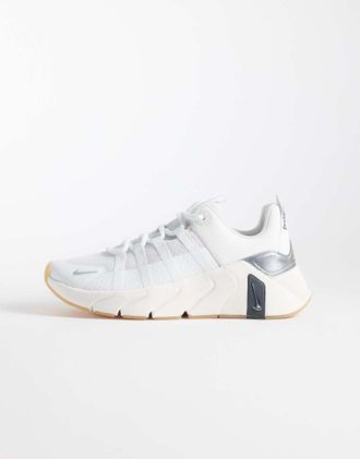Nike Free Metcon 7 baskets blanches et argent&eacute;es