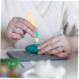 Holibanna Stanznadel Stickerei Set Teilig Ergonomisch Leichter Punch Needle Werkzeug für DIY Stickerei Anfänger Crafting Zubehör Grün