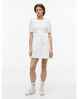 Tommy Jeans Mini-H&auml;ngerkleid aus Popeline in Wei&szlig; mit schmalem Schnitt und Bindedetail am R&uuml;cken