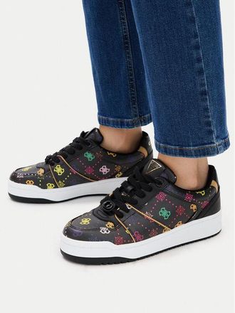 Guess Sneakers FLPMAY FAL12 Schwarz