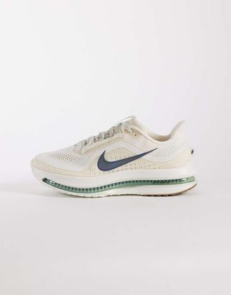 Nike Pegasus Premium - Baskets - Blanc cass&eacute; et vert