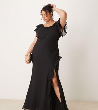 Asos Curve ASOS DESIGN Curve - Maxikleid in Schwarz mit R&uuml;schen, Flatter&auml;rmeln und Seitenschlitz