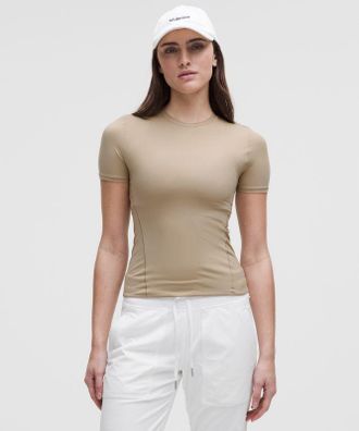 lululemon T-Shirt col rond Wundermost longueur hanche en Ultra-Soft Nulu pour Femmes - Taille XS
