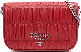 Prada Hobo Bags - Nappa Gaufre Chain Flap Bag - Gr. unisize - in Rot - f&uuml;r Damen