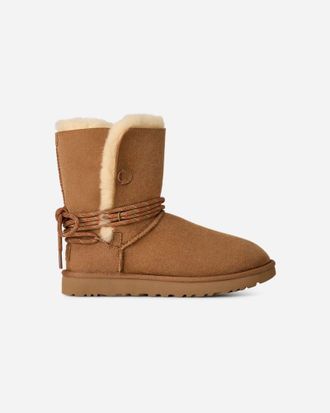 UGG Classic Bailey Tie Boot f&uuml;r Damen in Brown, Gr&ouml;&szlig;e Schaffell
