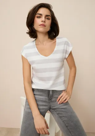 Tamaris V-Shirt TAMARIS, Damen, Gr. 32/34, beige, sanftes wei&szlig; gestreift, Single Jersey, Obermaterial: 50% Polyester, 45% Viskose, 5% Elasthan, gestreift, l&auml;s
