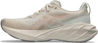 Asics Novablast 4 - Lauf-Sneaker in Haferbeige und Moonrock-Neutral