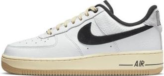 Nike DR0148-101 Air Force 1 07 LX Femme Summit White/Black-Muslin EU 38.5