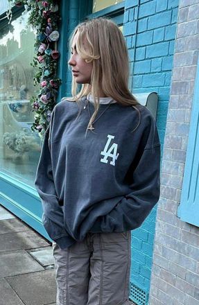 Worldclassca Longsweatshirt Worldclassca Damen Oversized Sweatshirt Lounge Sweater Shirt Bedruckt OBERTEIL SWEATSHIRT OBERTEIL LA LOS ANGELES