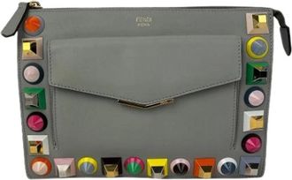 Fendi Pre-owned Sac bandouli&egrave;re en cuir gris clout&eacute; arc-en-ciel - Femme - Pre-owned - Gris - Taille: ONE Size