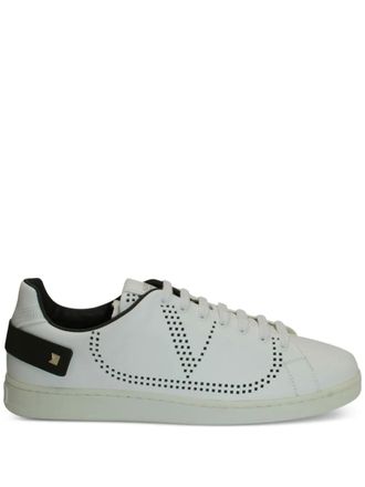 Valentino Garavani baskets Backnet &agrave; ornements Rockstud - Blanc